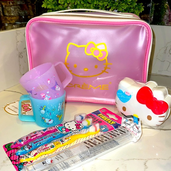 Hello Kitty | Bags | Hello Kitty X Crame Shop Travel Case Set | Poshmark